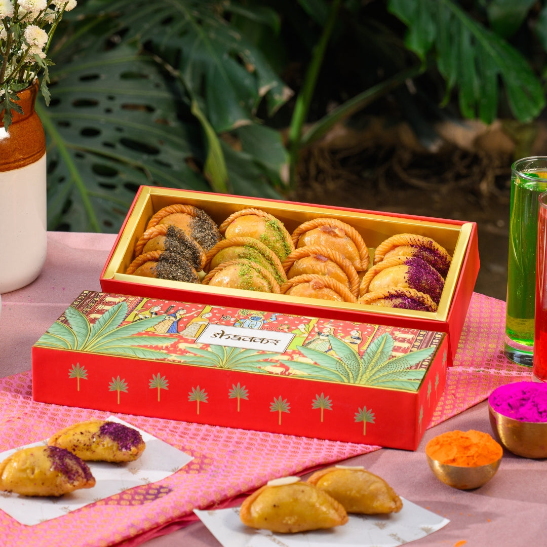 12 Pc Gujiya Box – Assorted Gujiya with Rose, Pista, Khajoor & Paan